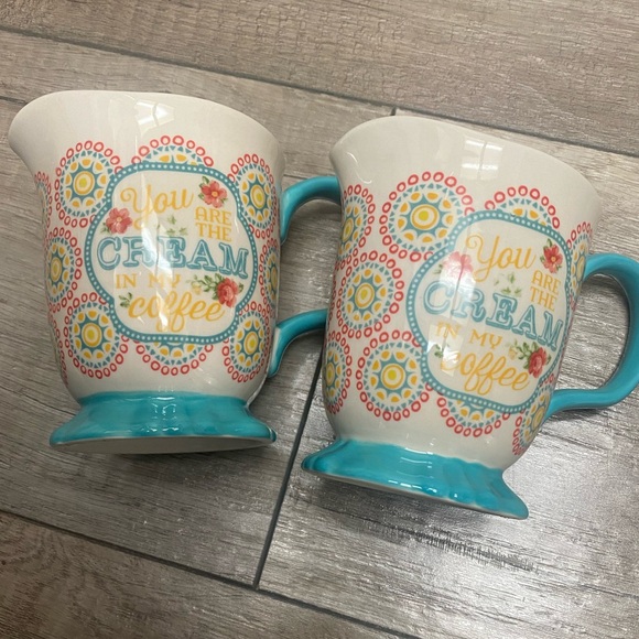 The Pioneer Woman | Kitchen | The Pioneer Woman Creamers | Poshmark